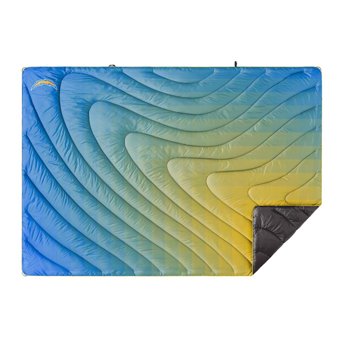 Rumpl Los Angeles Chargers 75'' x 52'' Original Puffy Blanket ...